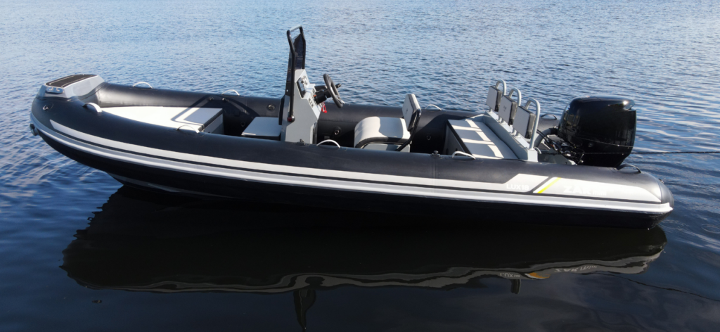 ZAR mini LUX Rider 18 — Moto Nautika